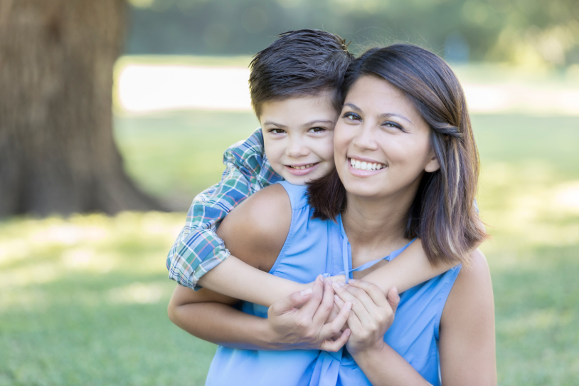 Financial Help for Single Moms: 15+ Resources in 2025