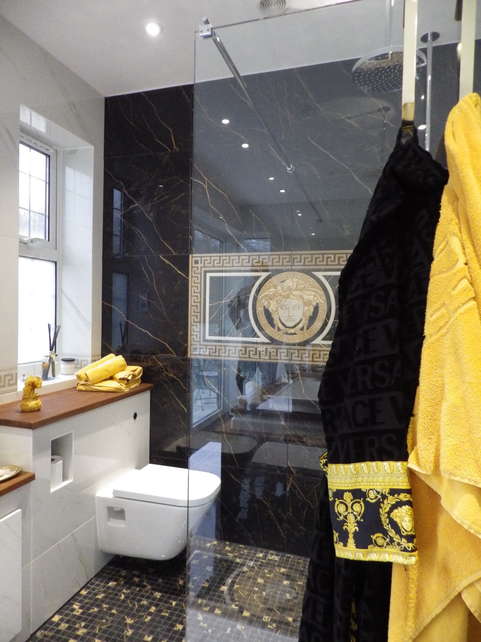 Discover the Best Versace Tiles for Luxurious Home Interiors