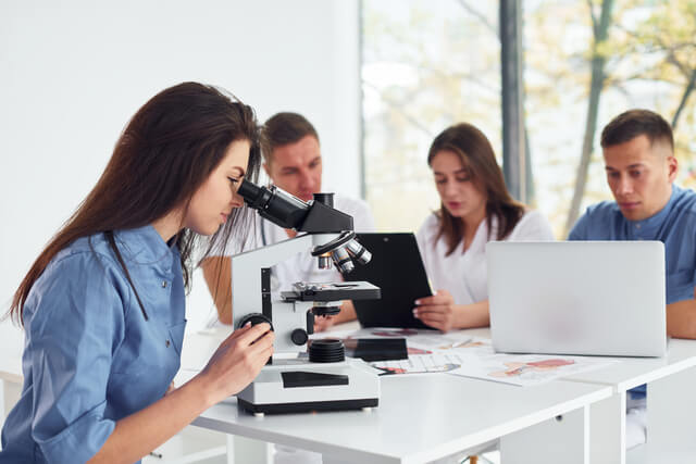 The Ultimate Guide To Microscope: Types, Parts, Functions, And Uses