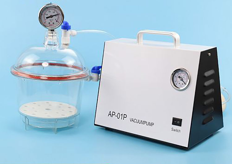 A Comprehensive Desiccator Guide [Updated 2024]