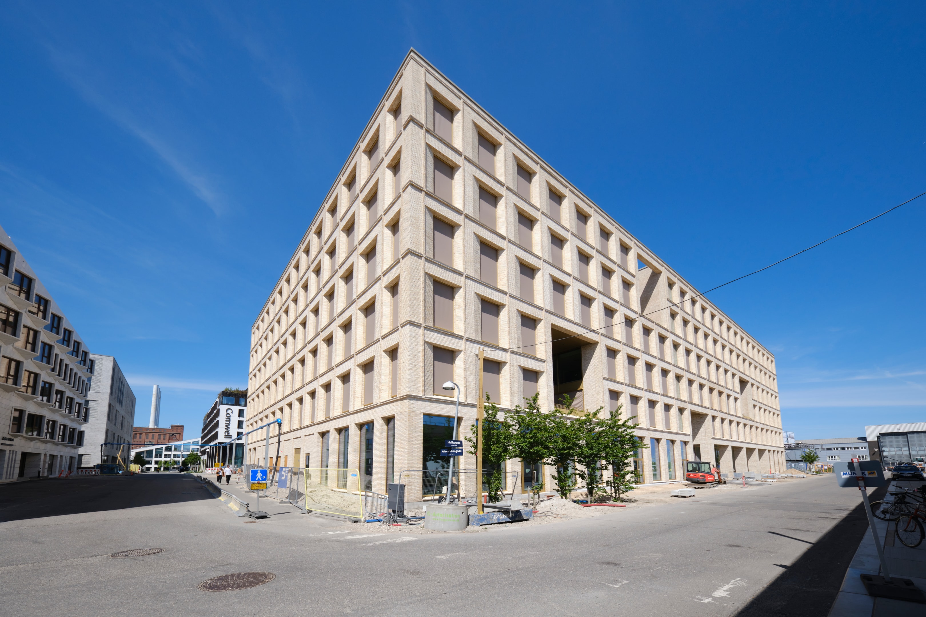 Premium Clay Bricks for Large-Scale Construction - European Building ...