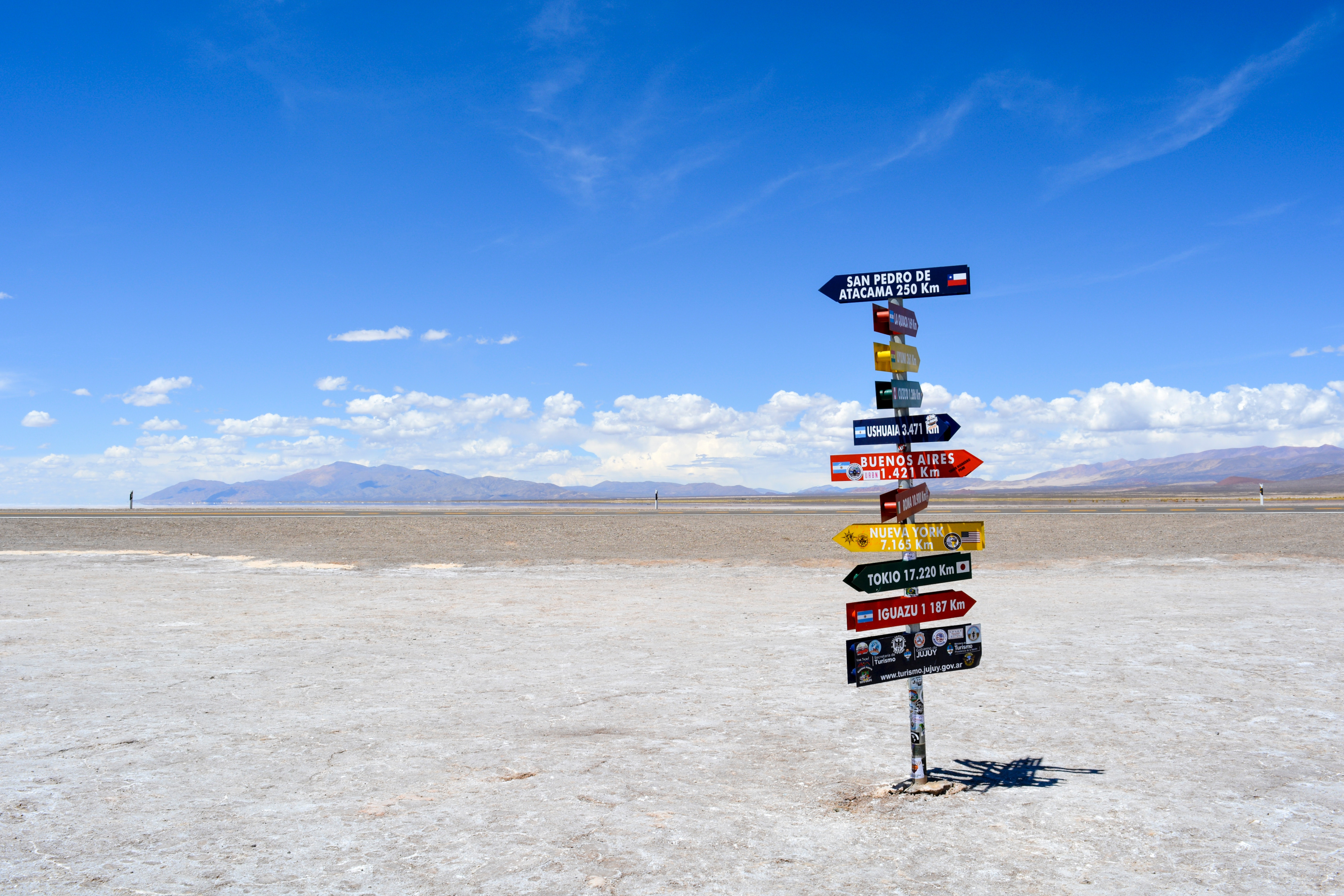What Spanish Dialects Are There? 9 Interesting Variations.