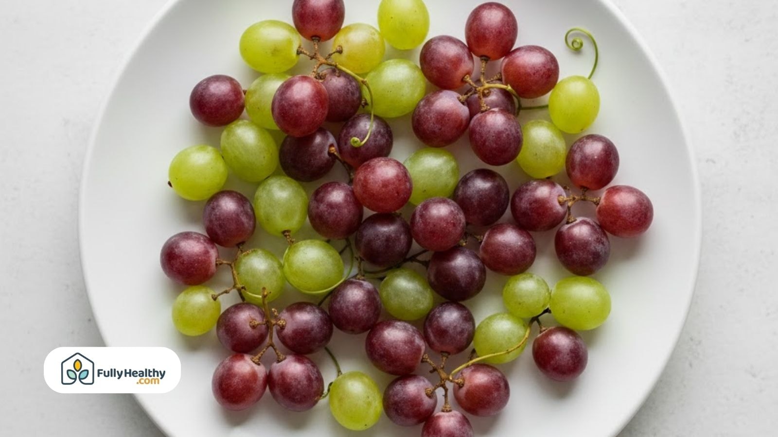 How Many Carbohydrates in a Grape? What One Bite Really Adds