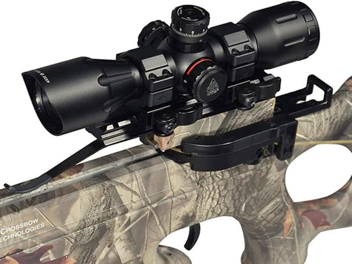 5 Best Crossbow Scopes for Hunting & Accuracy [2023]