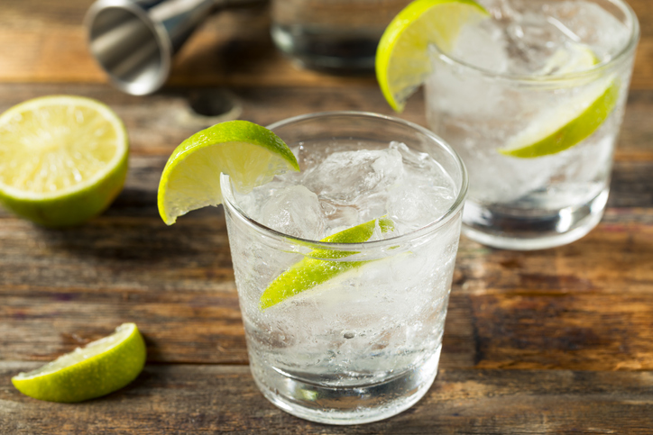 11 Drinks that Start with N {Cooling Cocktails & Soda!} -SimpleGreenMoms
