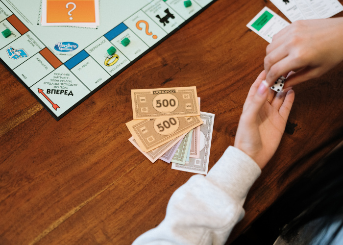 How to Host the Perfect Monopoly Game Night (2024 Guide)
