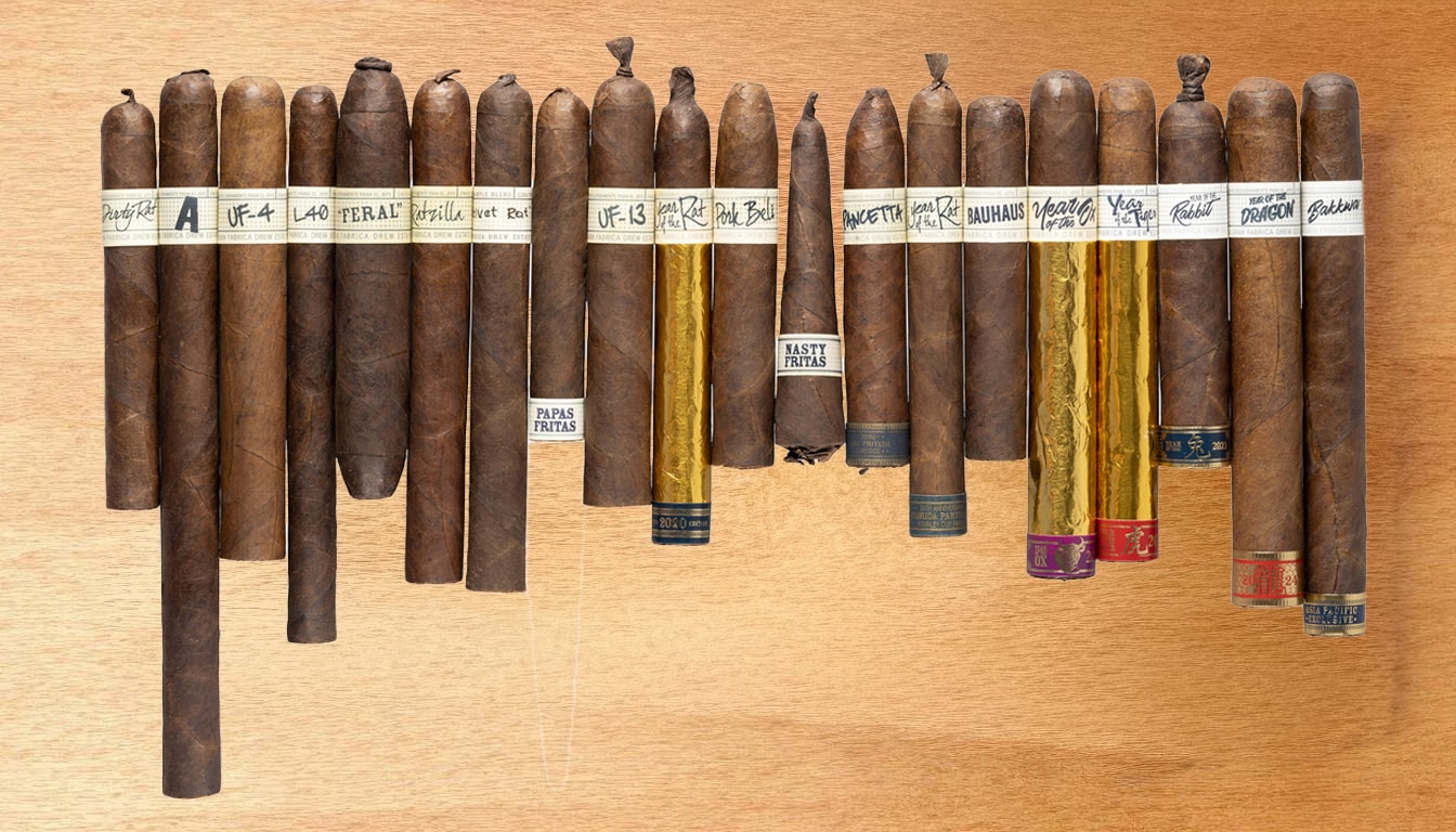Liga Privada Cigar Comparison: No 9 vs T52 vs H99 vs Unico Serie vs ...