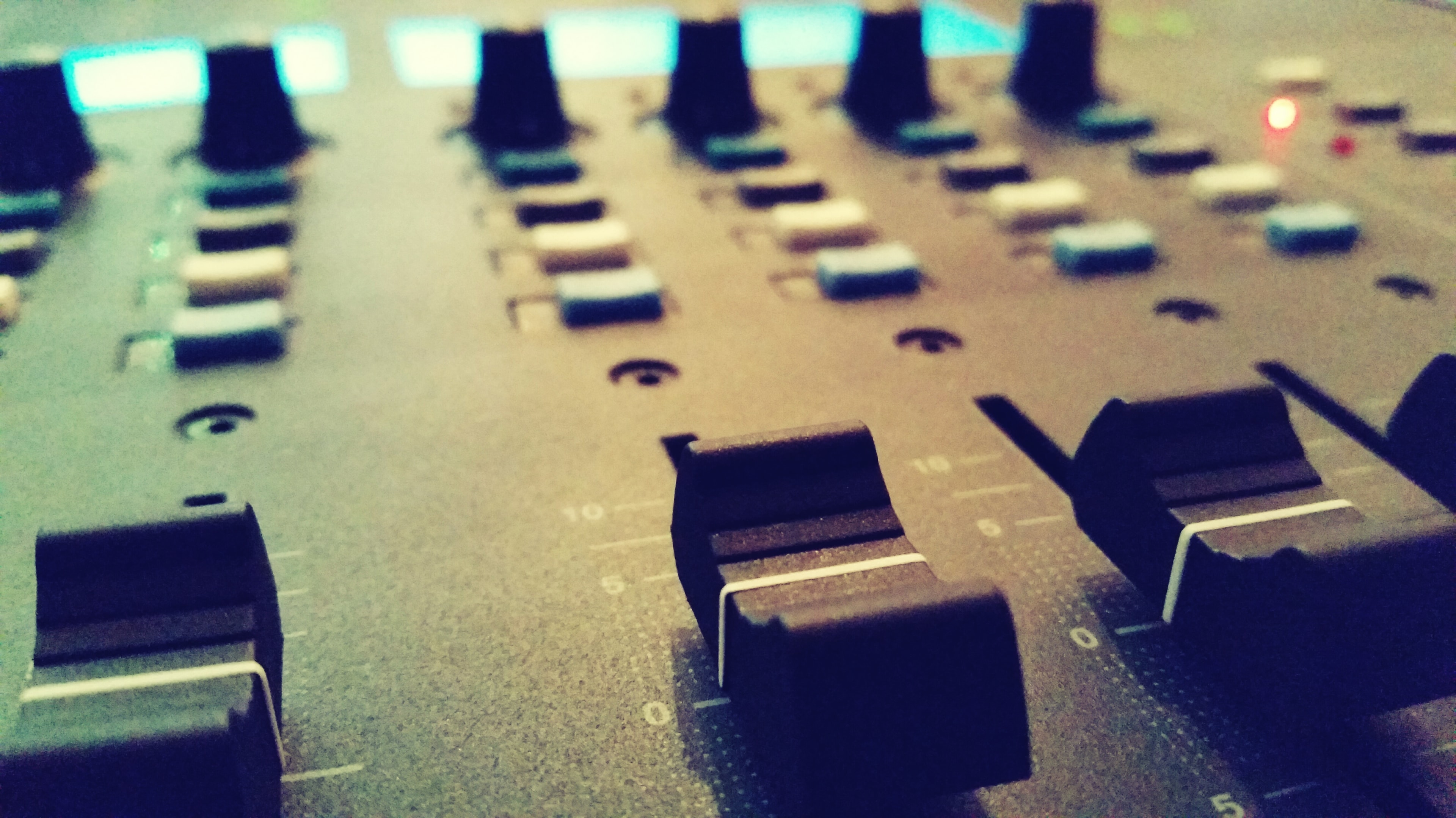 What Is a MIDI Controller? | TYX Studios