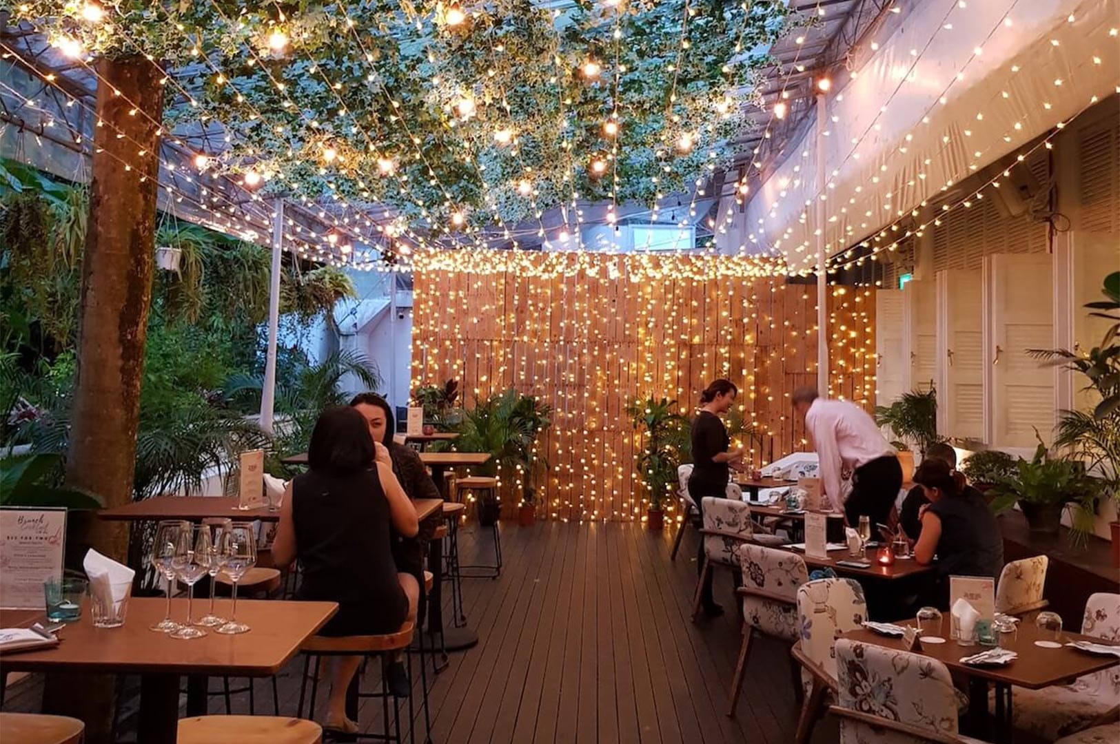 Best Romantic Restaurants in Singapore for an Unforgettable Evening