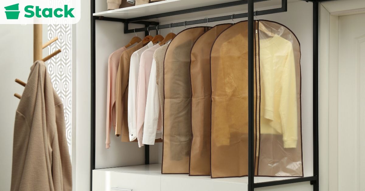 How to Pack Hanging Clothes for Moving With Easy Tips