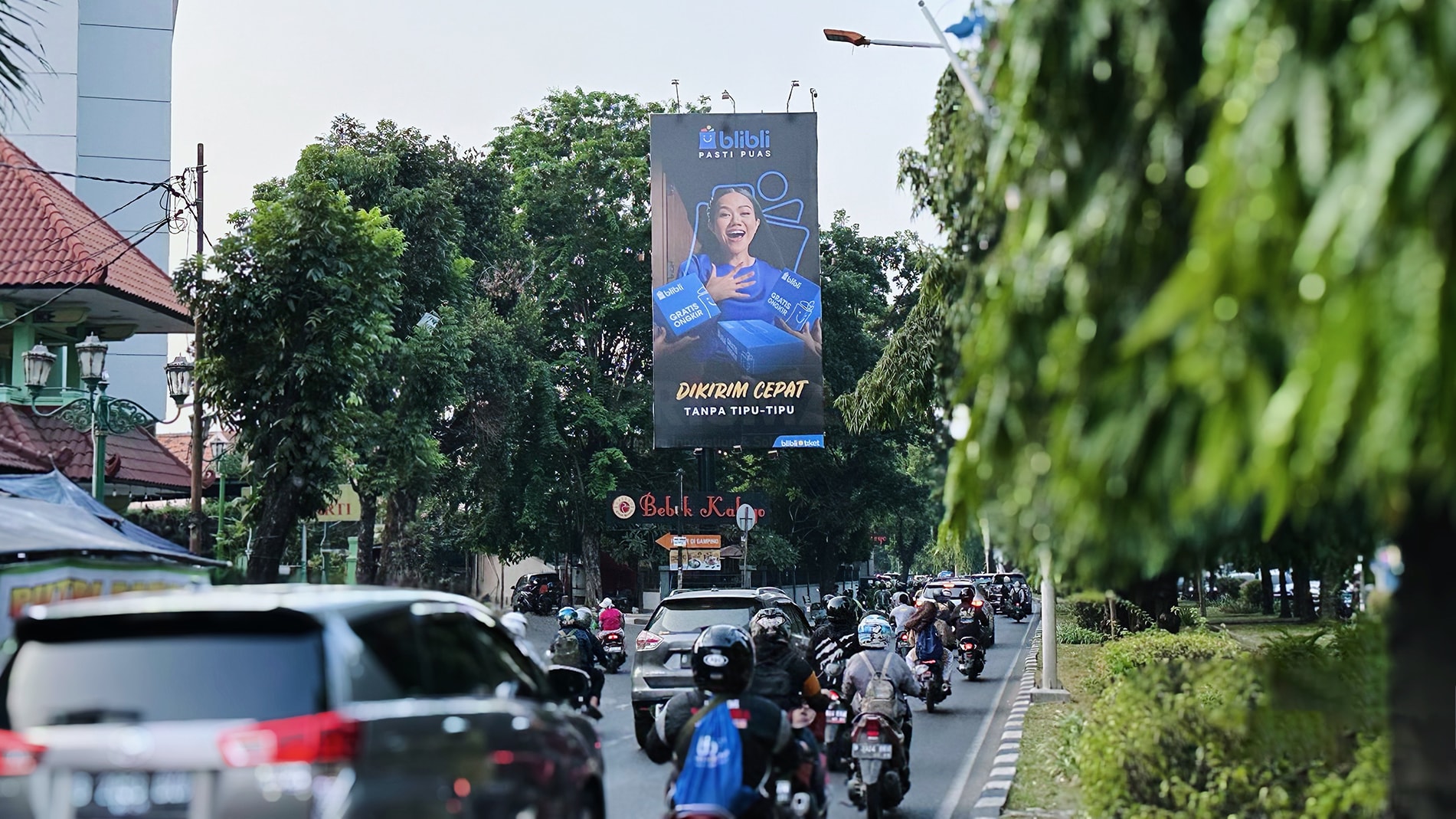 Prisma Advertising OOH Indonesia | Innovative Outdoor Ads