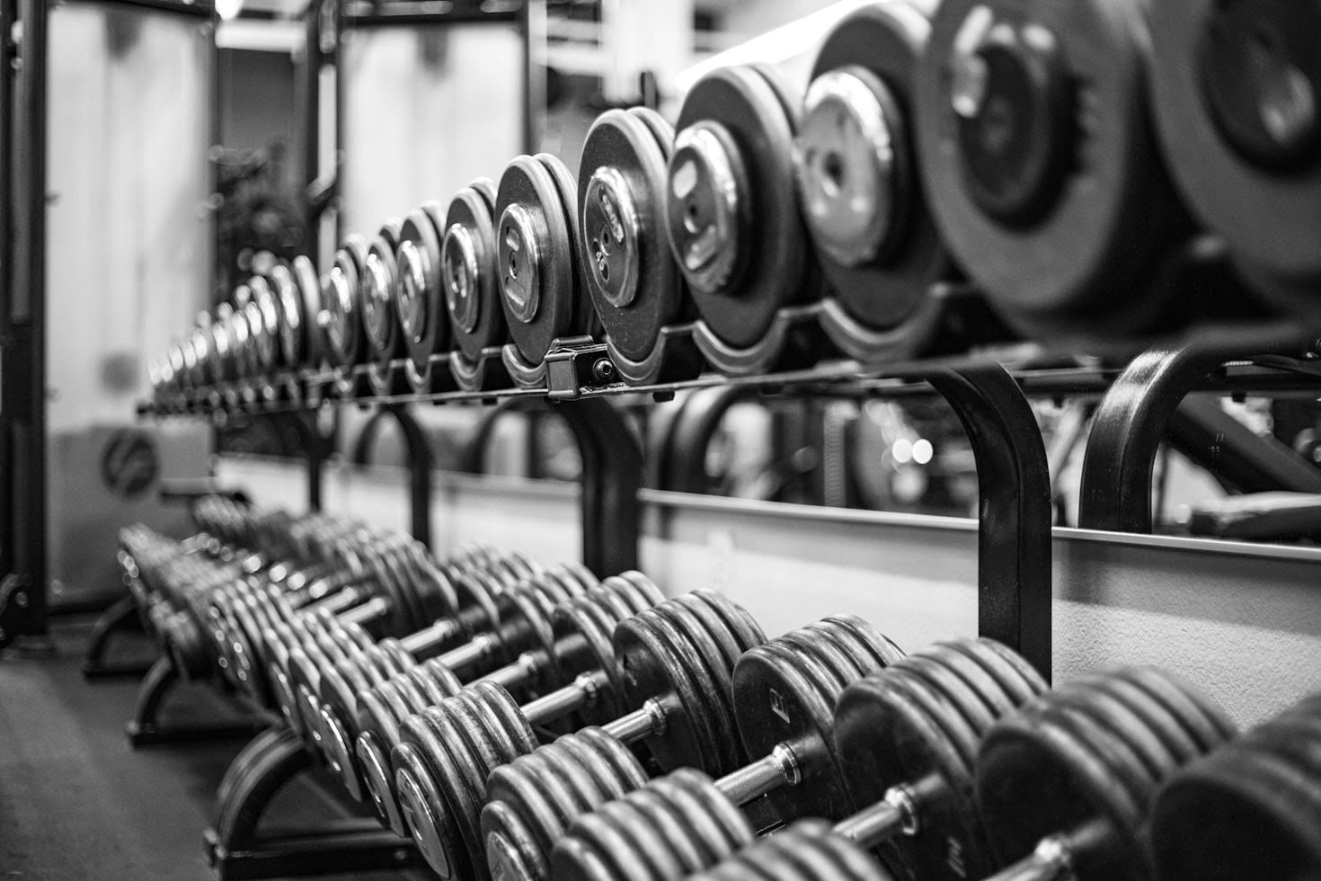 Space-Saving Dumbbell Storage Solutions for Commercial Gyms