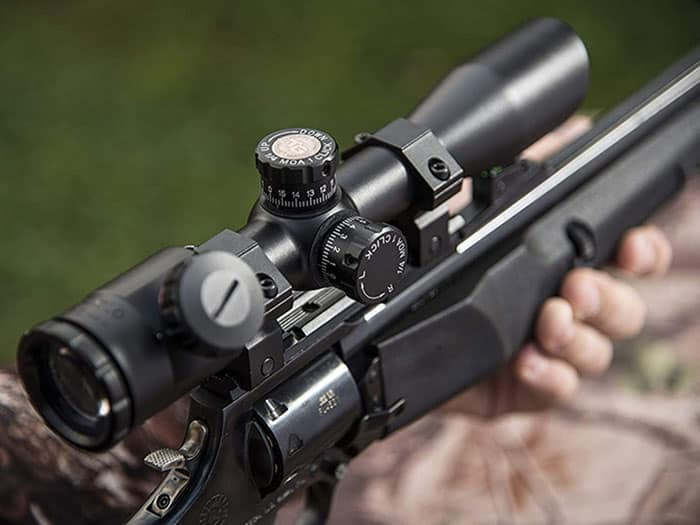 5 Best Crossbow Scopes for Hunting & Accuracy [2023]