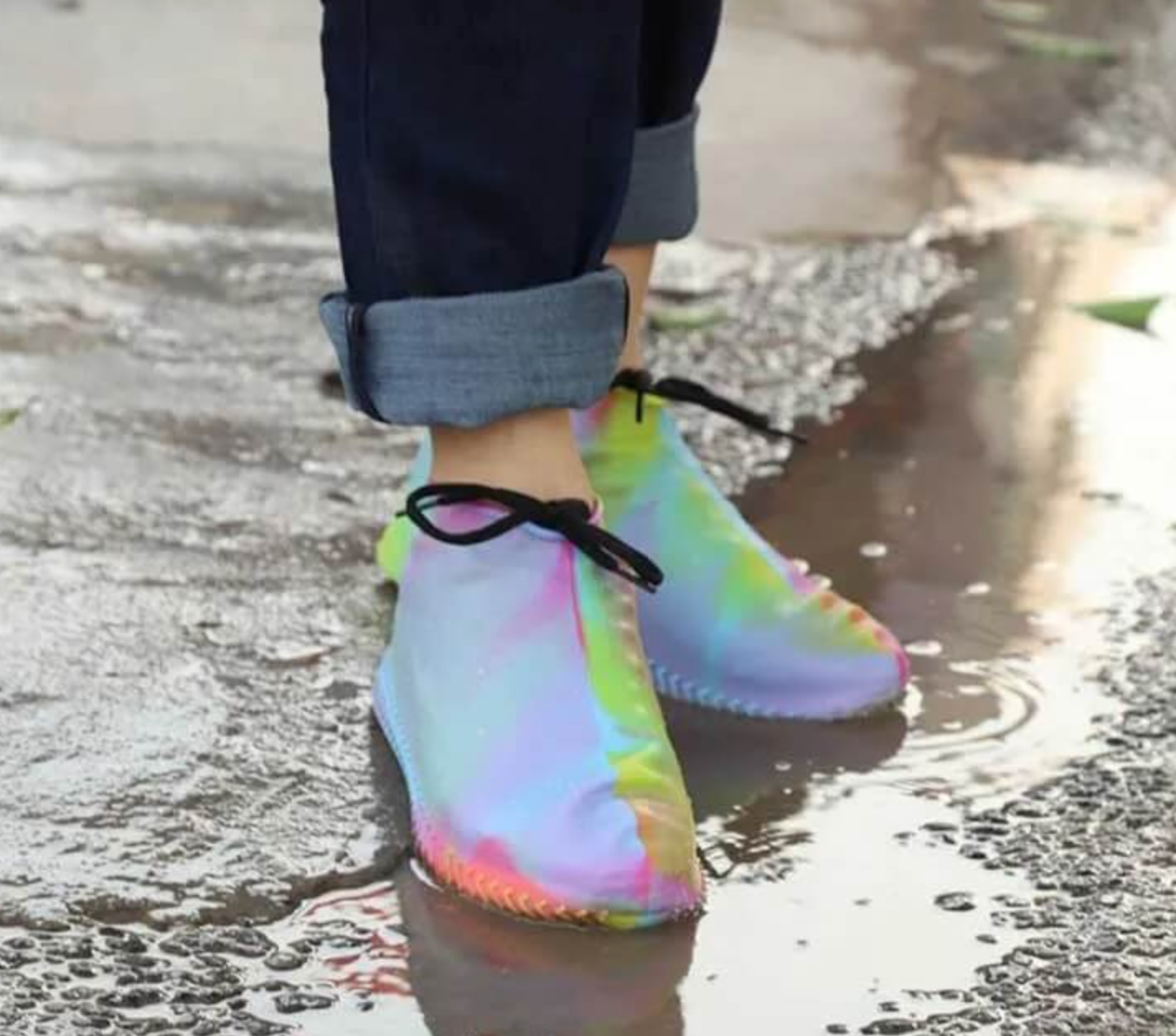 7 Benefits of Using Silicone Waterproof Shoes Cover - Hongju