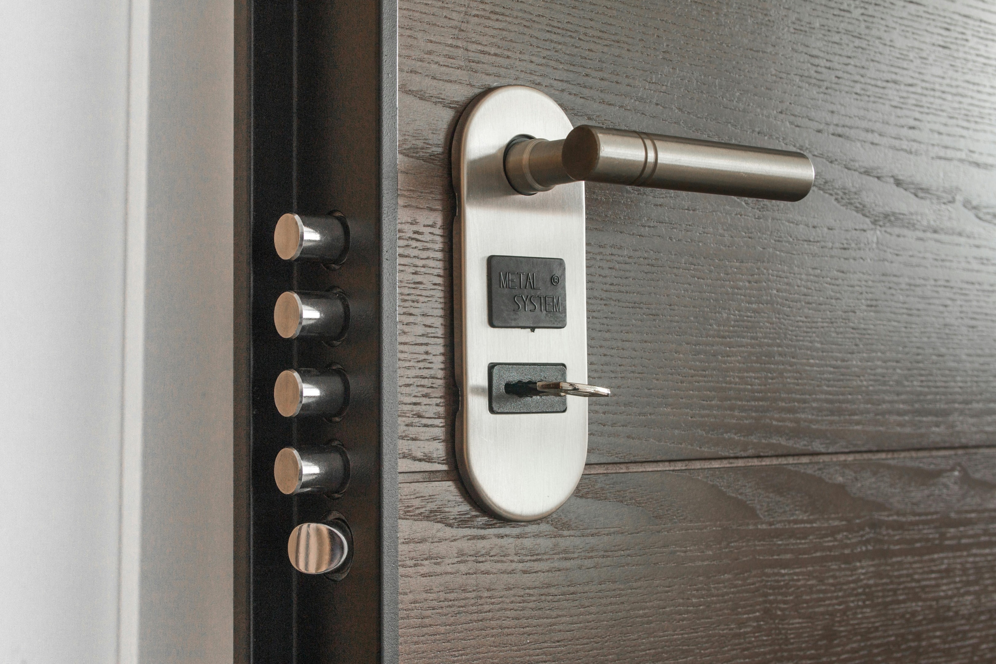 Choosing the Right Door Locks for Your Home: A Complete Guide - Working ...