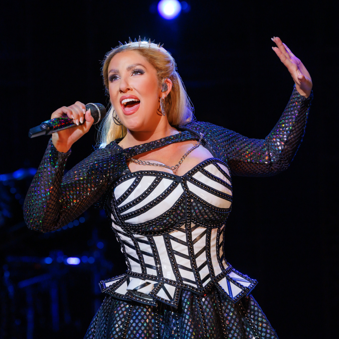 Six The Musical Costumes Explained: From the Queens to the Ladies in ...