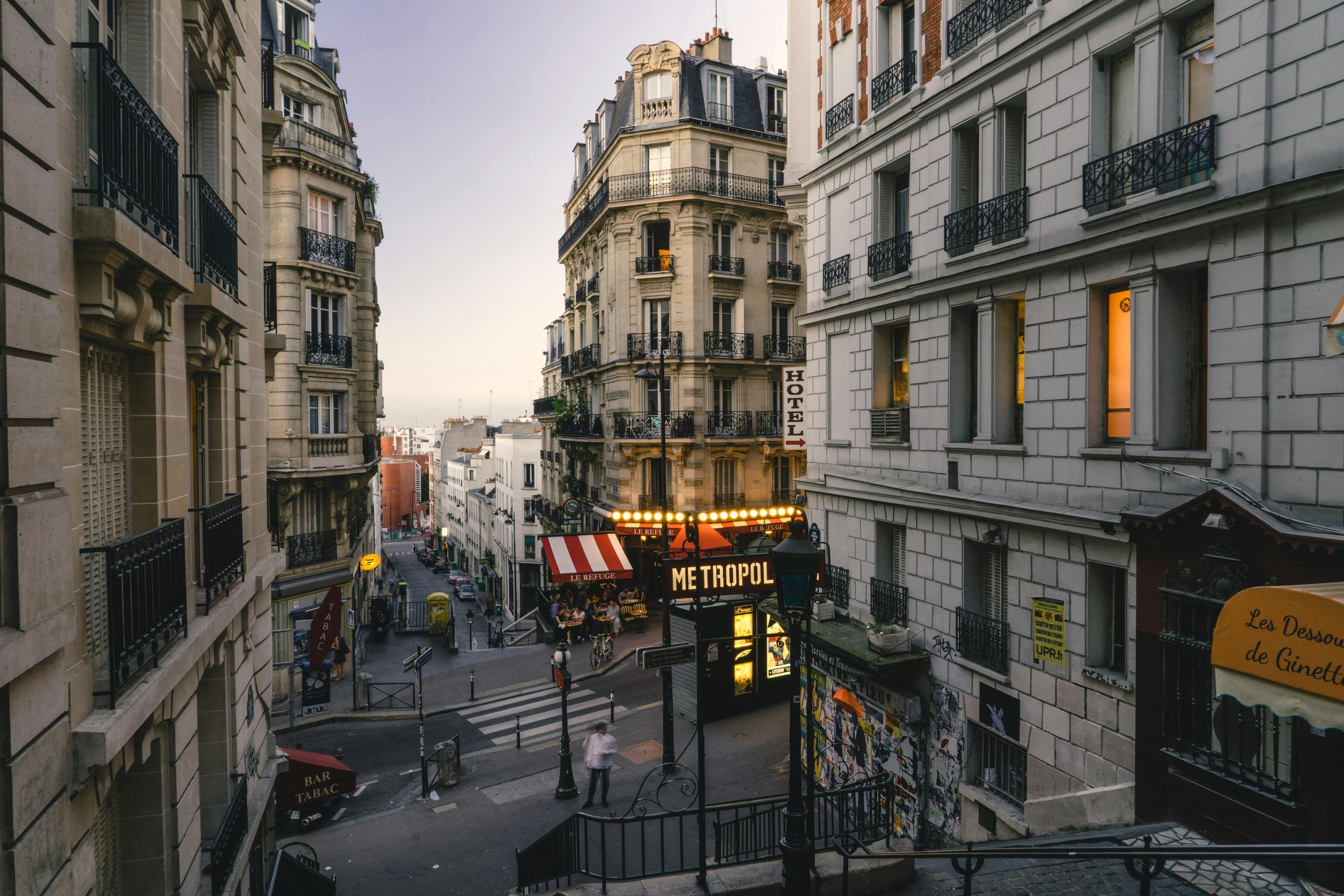How to Go to Paris for Cheap: A Step-by-Step Guide to Finding ...