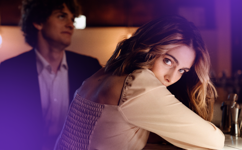 20 Subtle Signs A Woman Is Sexually Attracted To You