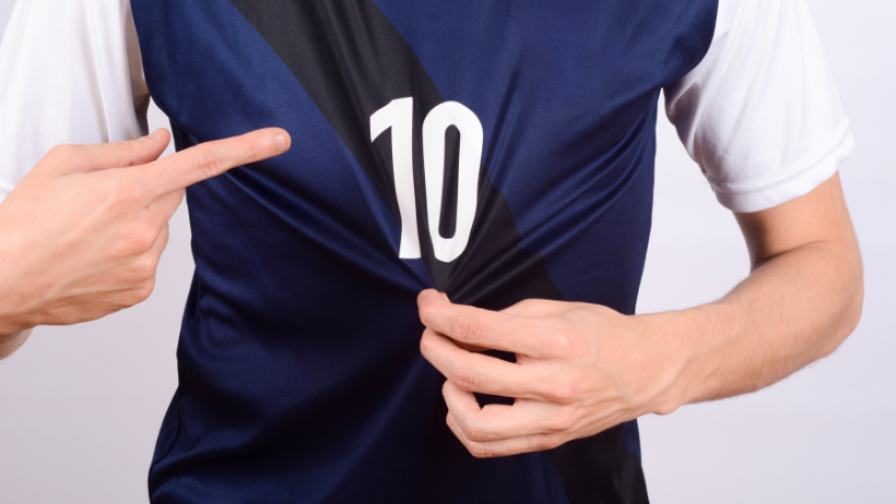 How to Play the Number 10 Role in Football - Generation Elite