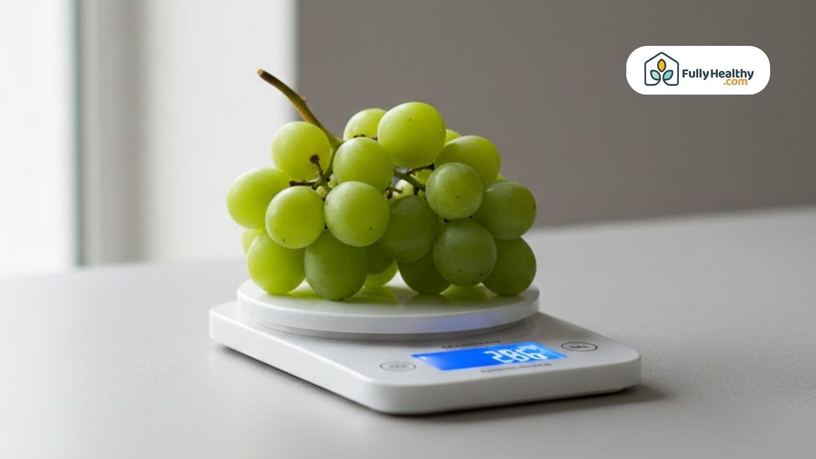 How Many Carbohydrates in a Grape? What One Bite Really Adds