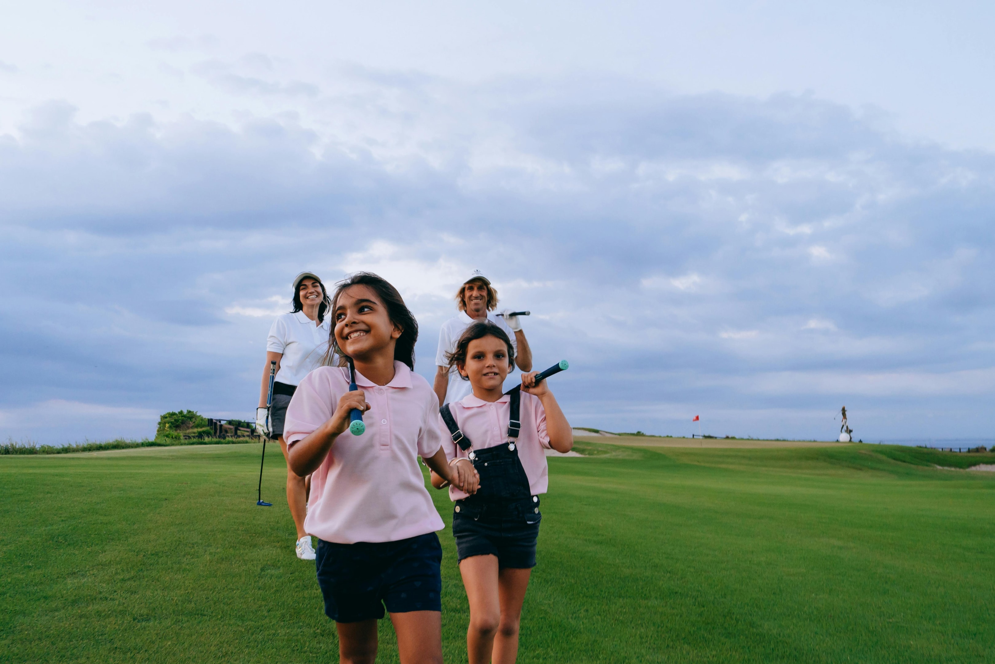 Golf for Families: Tips for Making Golf a Fun Family Activity - Working ...