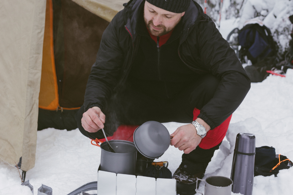 Essential Winter Camping Gear & Gadgets- Insulated Tents & More
